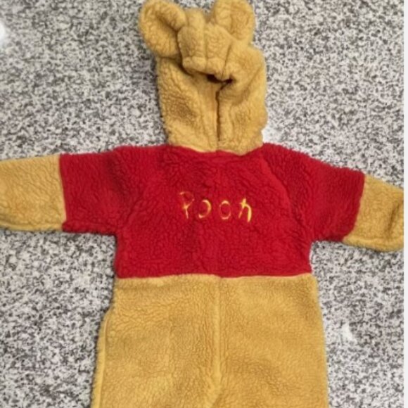 Disney | Costumes | Vintage Disney Store 2t 4t Winnie The Pooh Costume ...